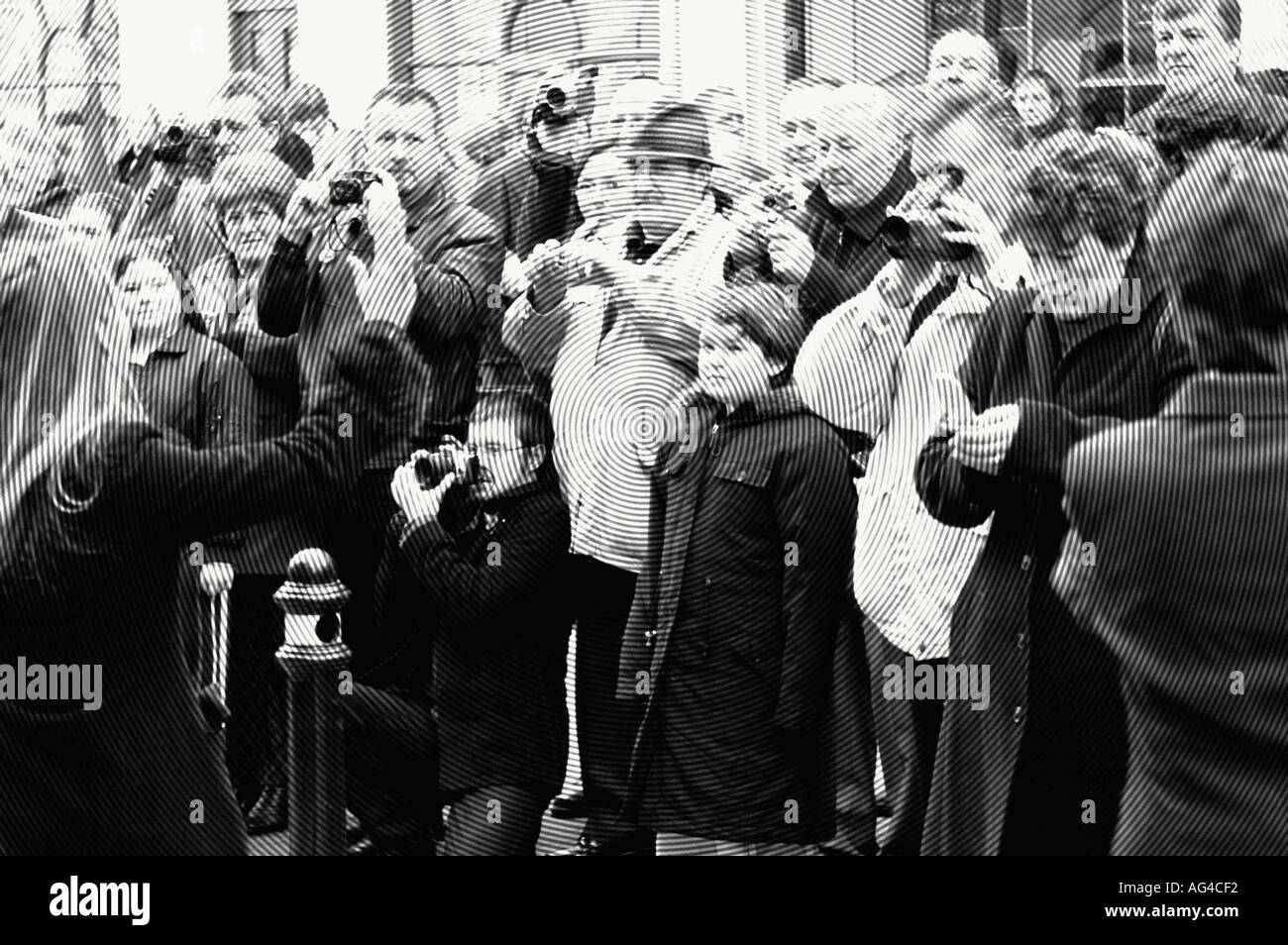 Crowd of photographers hi-res stock photography and images - Alamy
