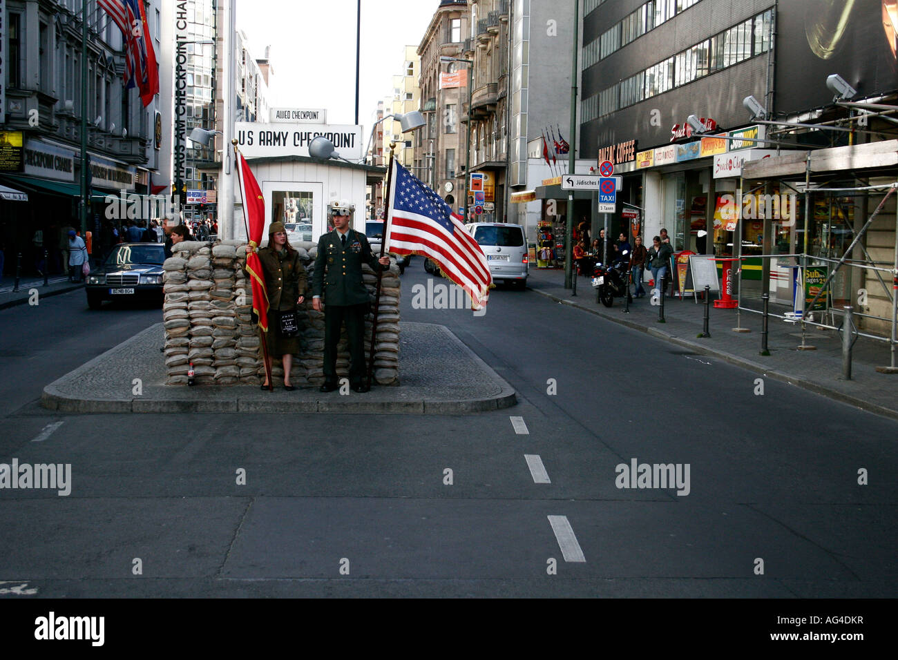 Boarder checkpoint hi-res stock photography and images - Alamy