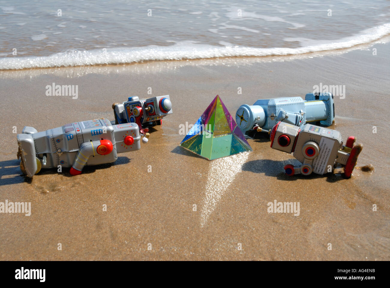 Four robots hi-res stock photography and images - Alamy