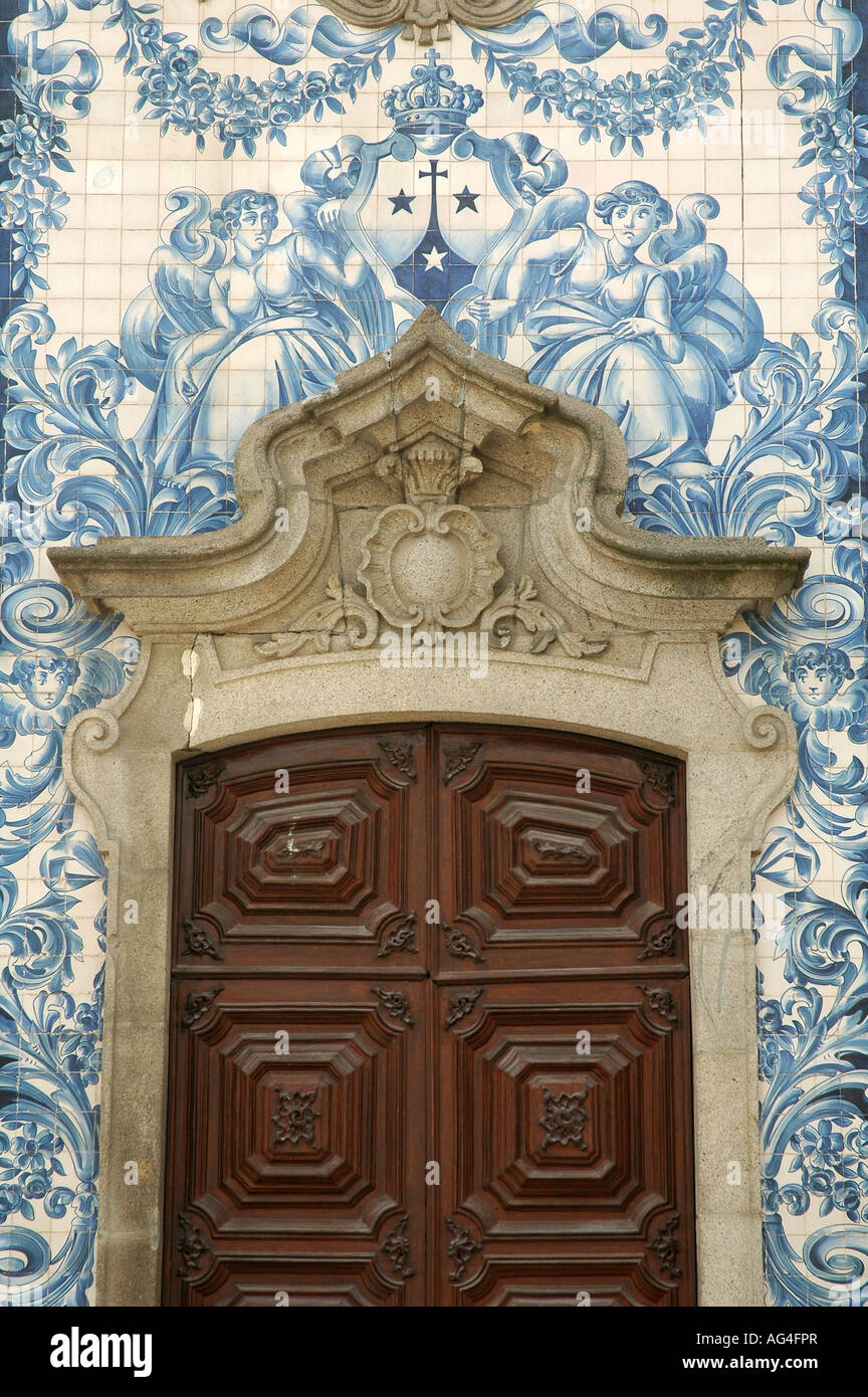 Ceramic tilework hi-res stock photography and images - Alamy