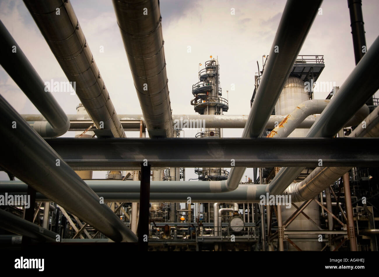 Refinery the hi-res stock photography and images - Alamy