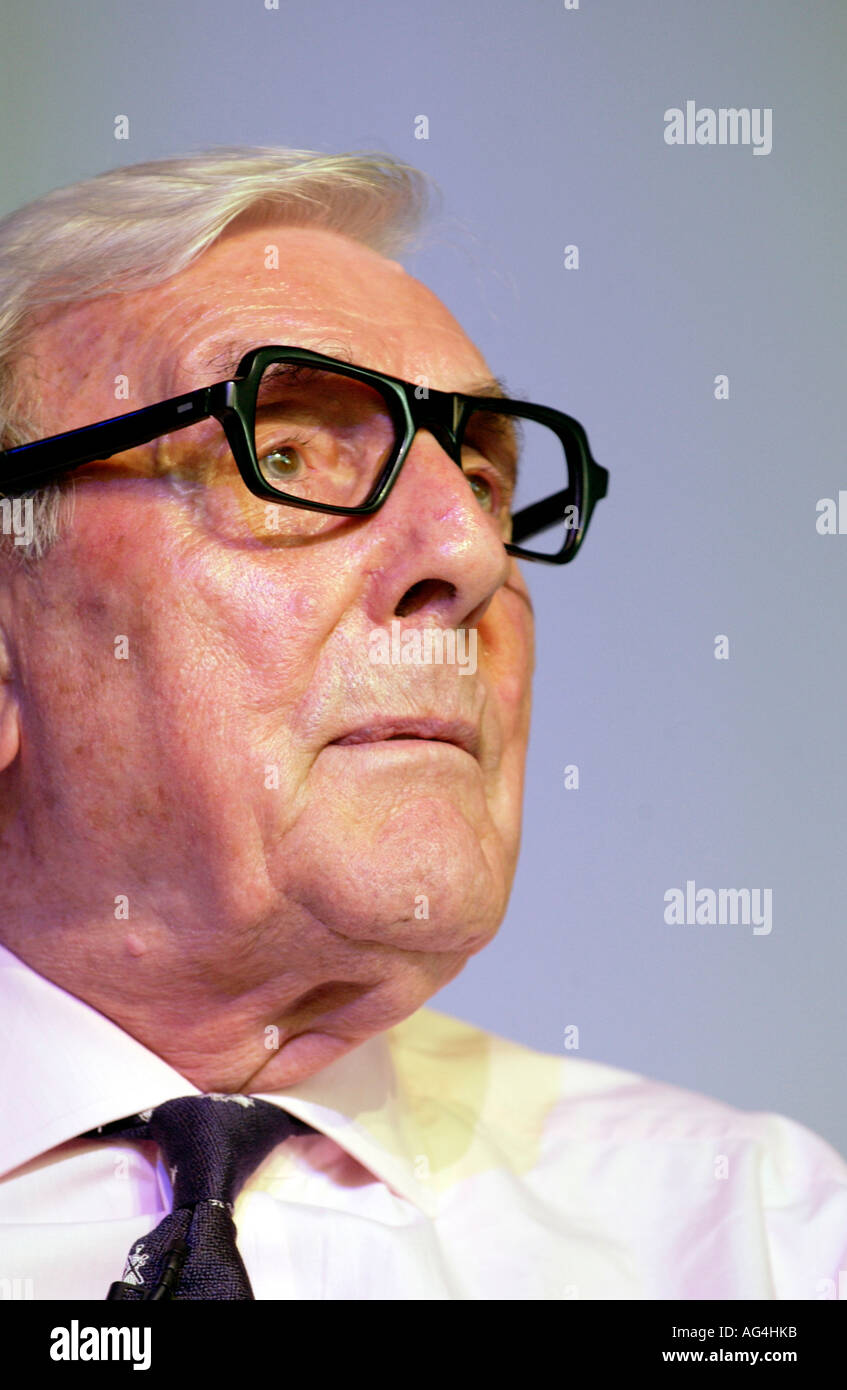 Comedian Eric Sykes High Resolution Stock Photography and Images - Alamy