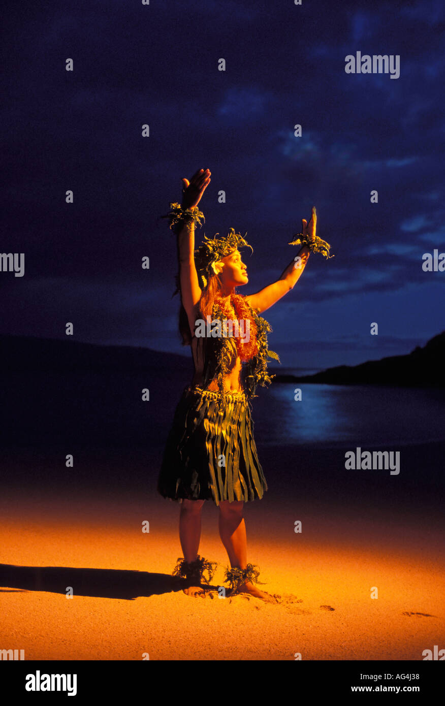 Hula moon hi-res stock photography and images - Alamy