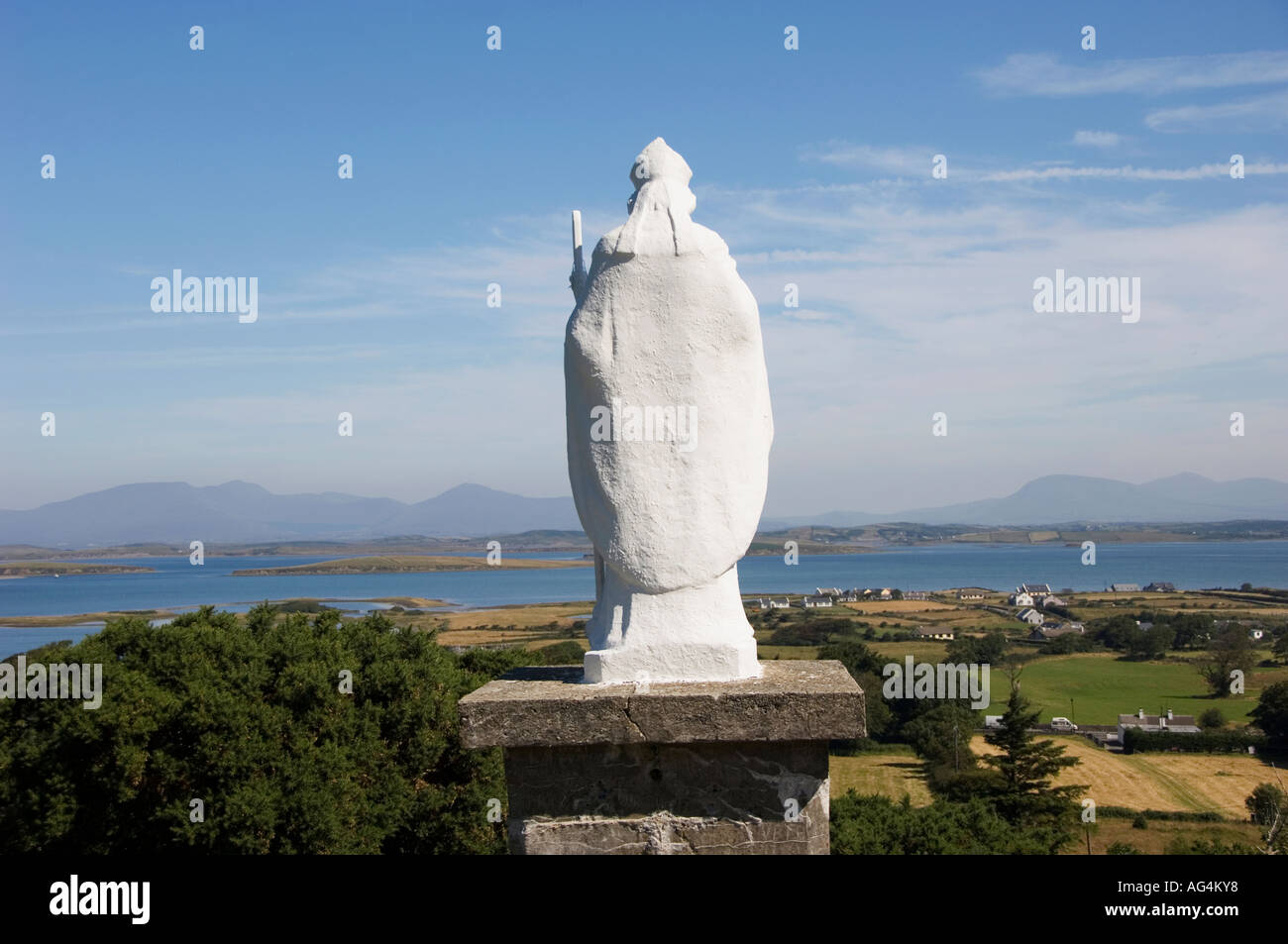 Statue of saint patrick at base hi-res stock photography and images - Alamy