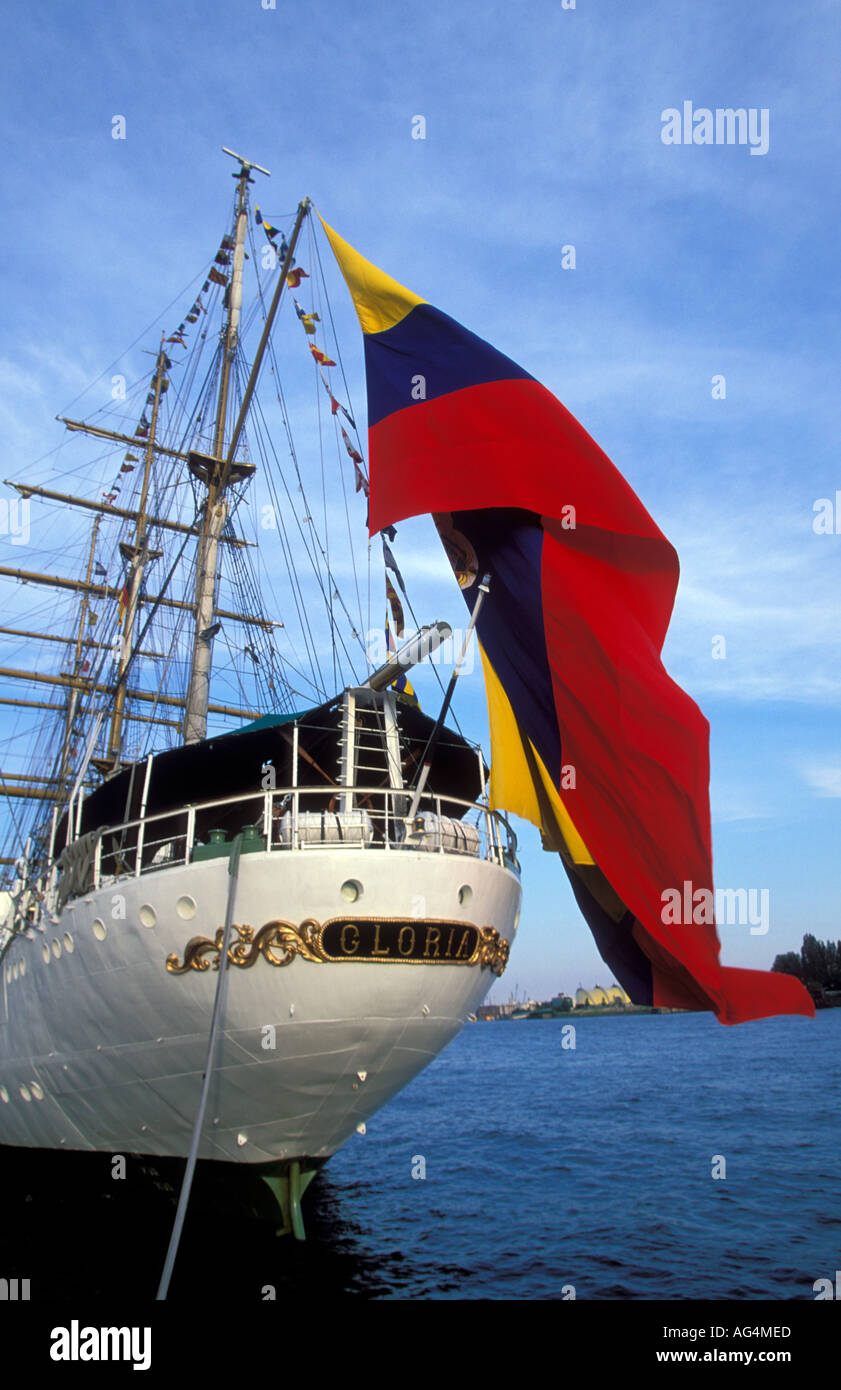 Colombian navy ships hi-res stock photography and images - Alamy