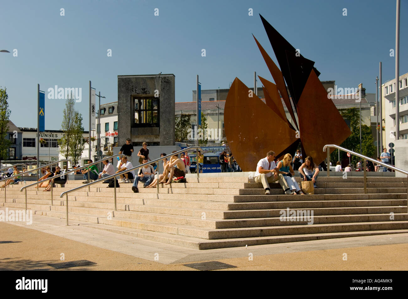 Galway sculpture eyre square galway hi-res stock photography and images ...
