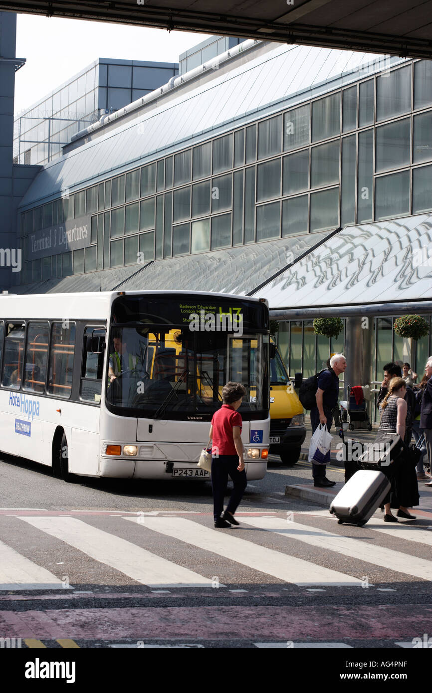 Terminal three Departures at Heathrow airport Stock Photo - Alamy