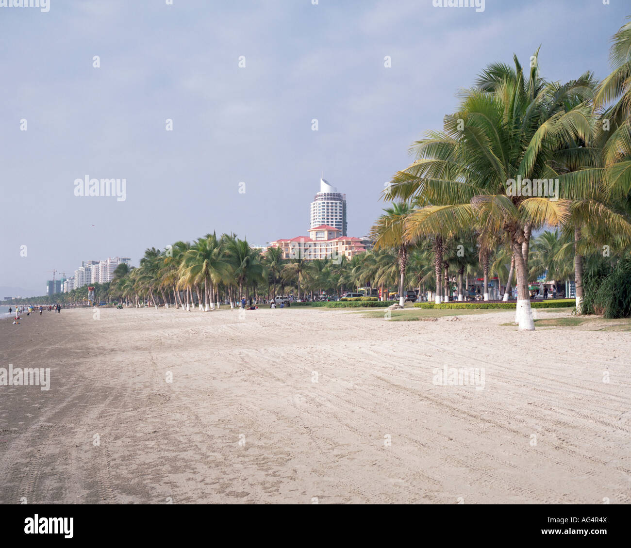 Beach at Sanya Bay Stock Photo - Alamy