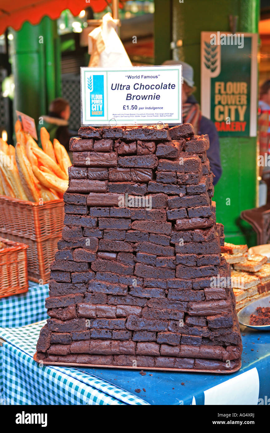 Borough market cake stall hi-res stock photography and images - Alamy