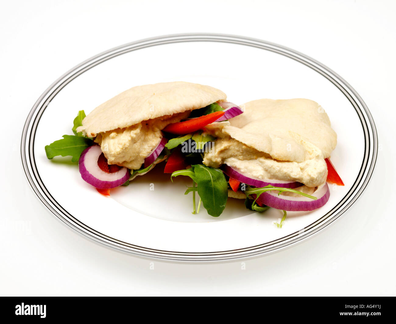 Houmous Filled Pitta Bread Stock Photo - Alamy
