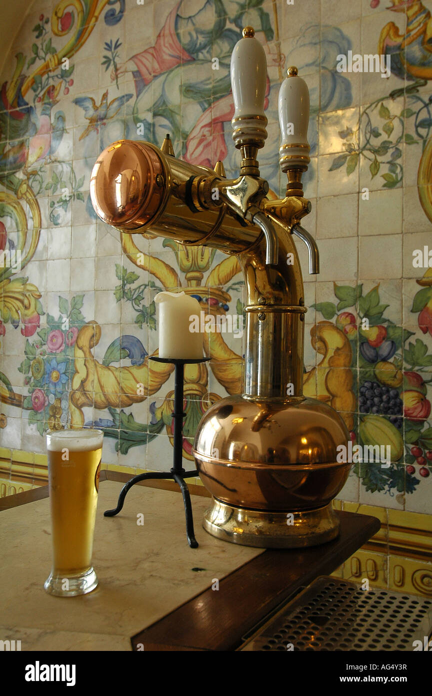 Copper bar hi-res stock photography and images - Alamy