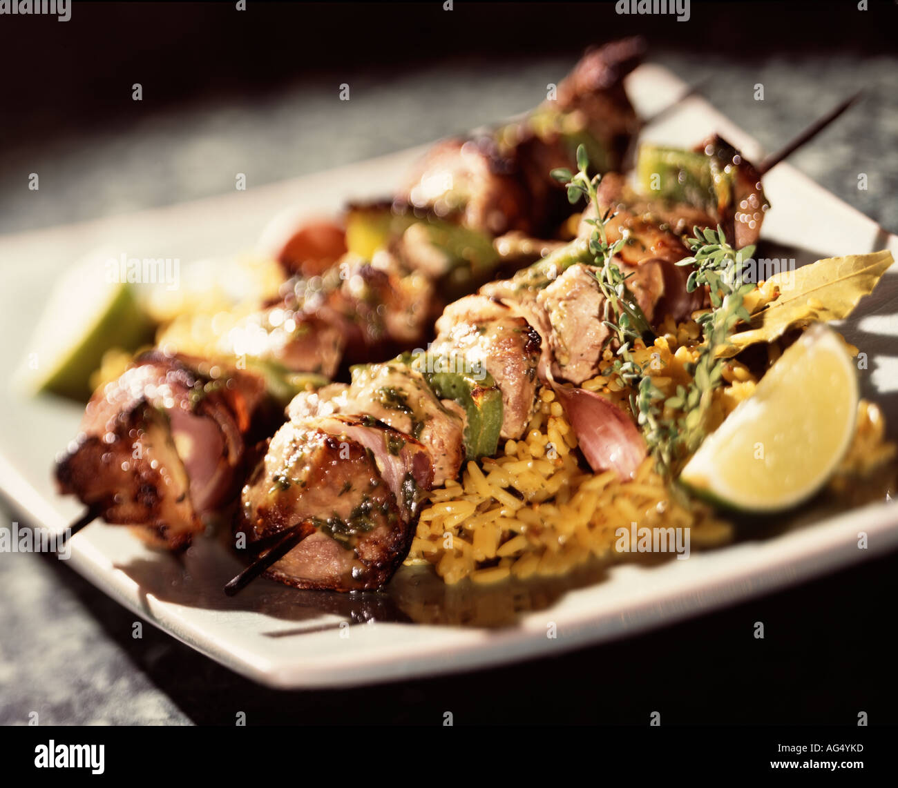 White lamb pub hi-res stock photography and images - Alamy