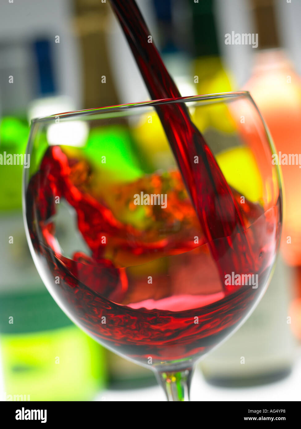 Wine red pouring wines hi-res stock photography and images - Alamy