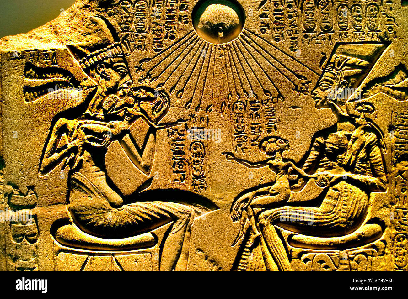 Nefertiti hi-res stock photography and images - Alamy