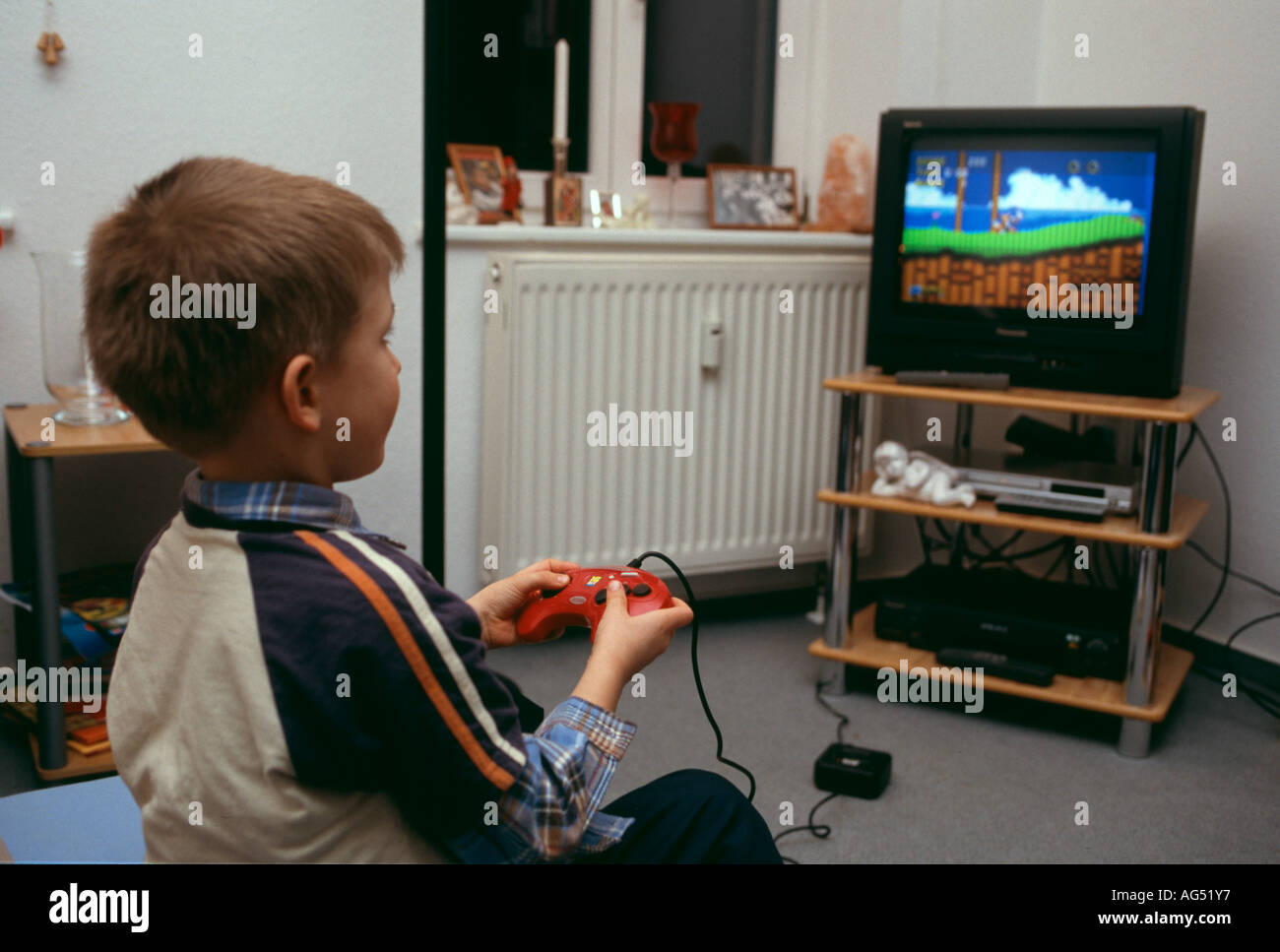 Nintendo Game Watch Stock Photos & Nintendo Game Watch Stock Images - Alamy