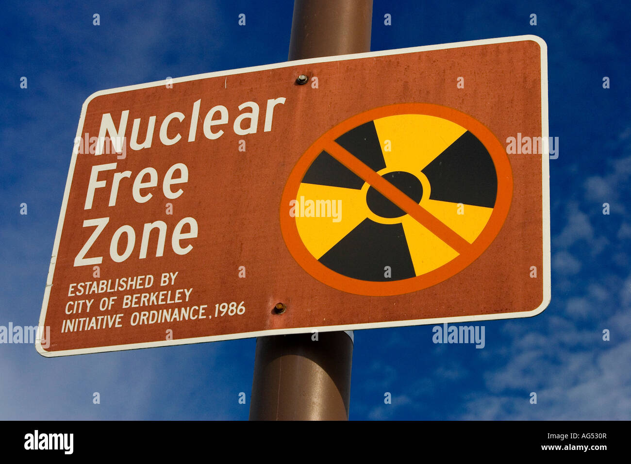 Berkeley California Nuclear Free Zone sign Stock Photo - Alamy