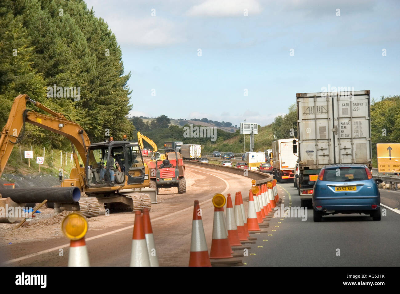 M4 motorway construction hi-res stock photography and images - Alamy