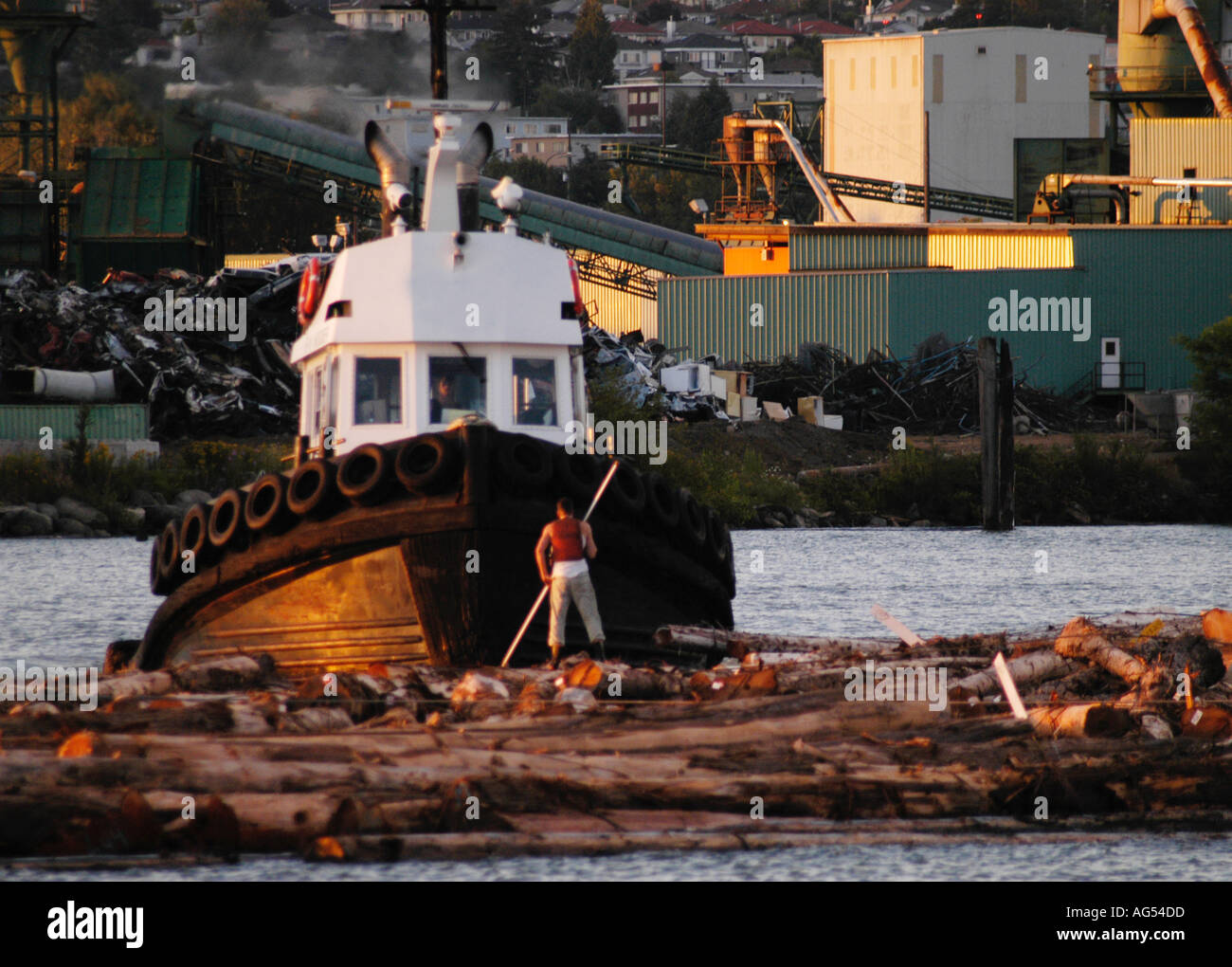 Working log boom hi-res stock photography and images - Alamy