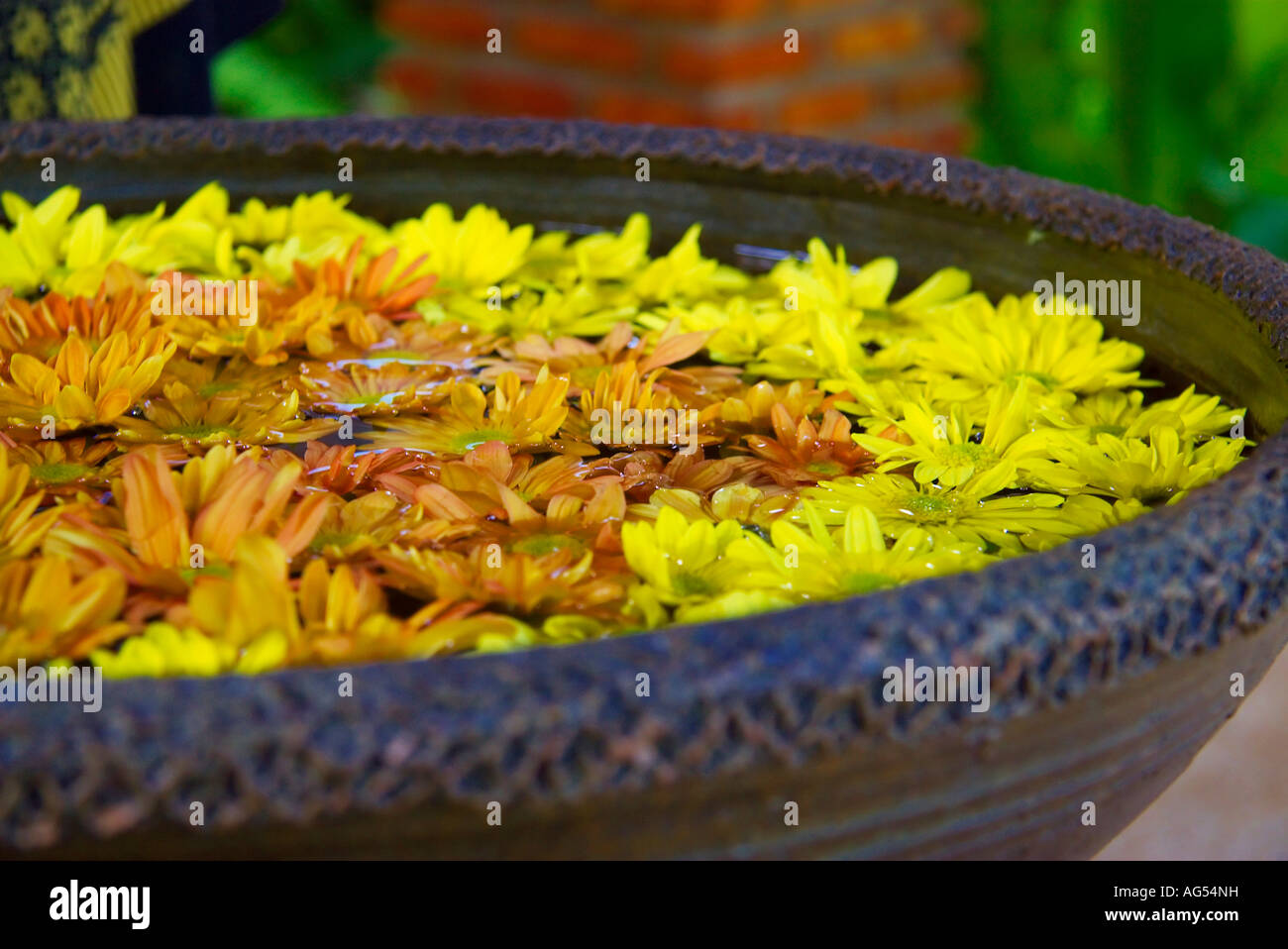 Asian spa experience hi-res stock photography and images - Alamy
