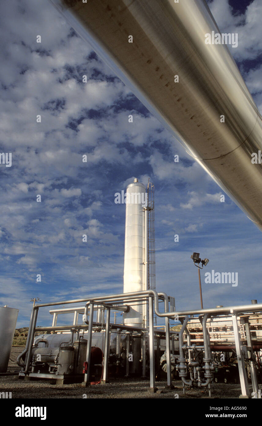 Tower Pipelines Natural Gas Processing Plant New Mexico USA Stock Photo ...