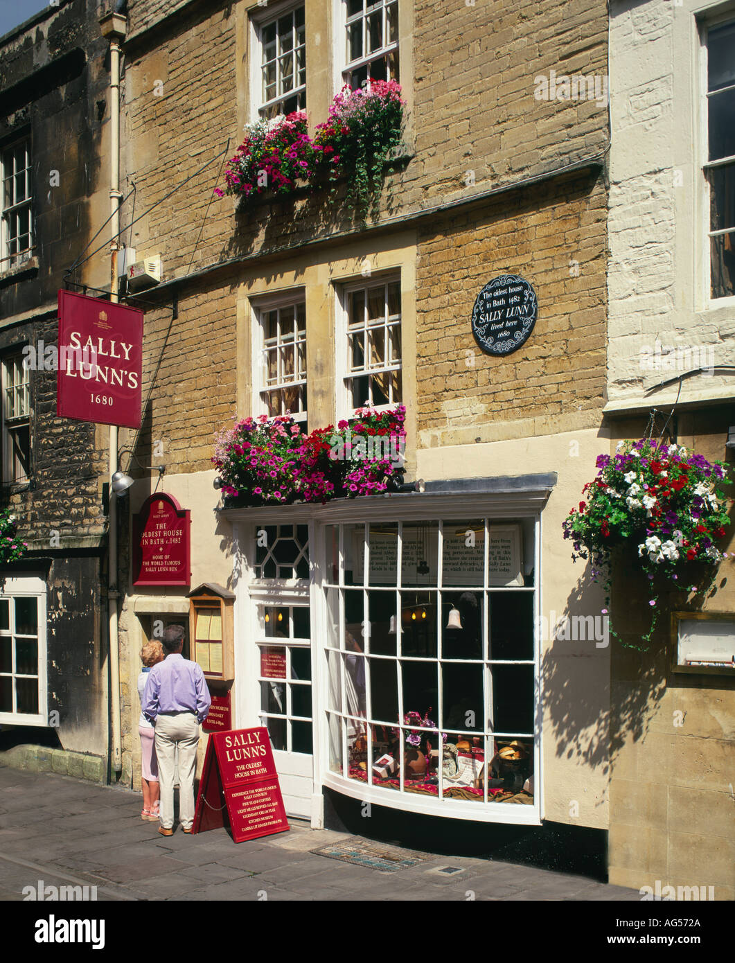 Sally lunns cafe hi-res stock photography and images - Alamy