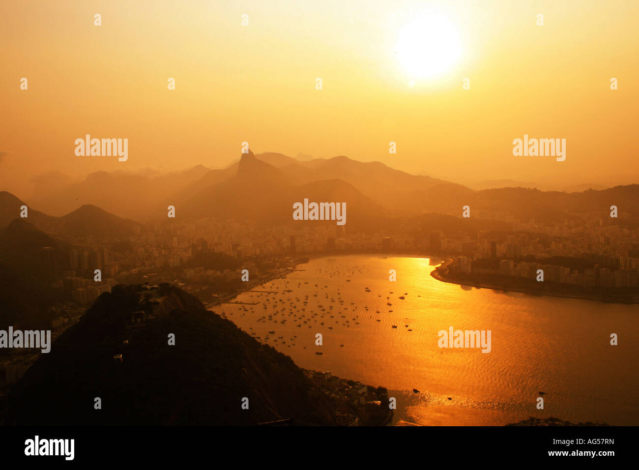 Tinged sky hi-res stock photography and images - Alamy