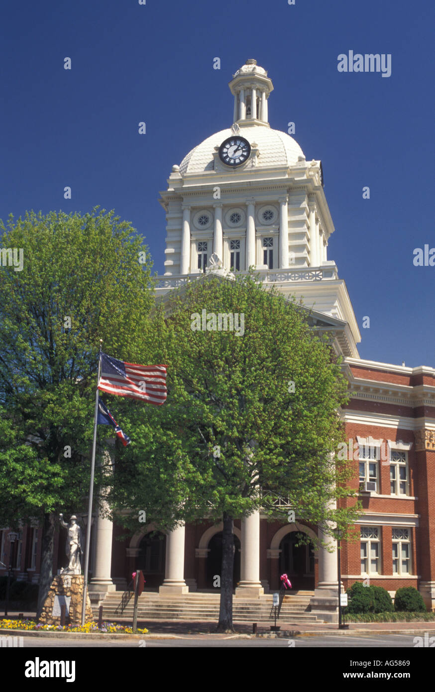 Madison county courthouse hi-res stock photography and images - Alamy