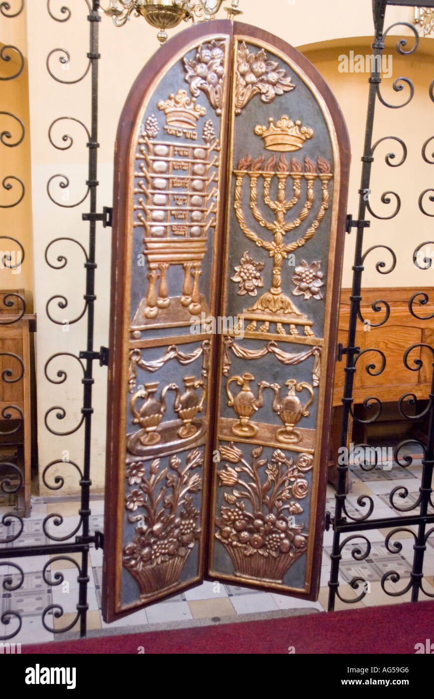 Interior old synagogue torah ark hi-res stock photography and images ...