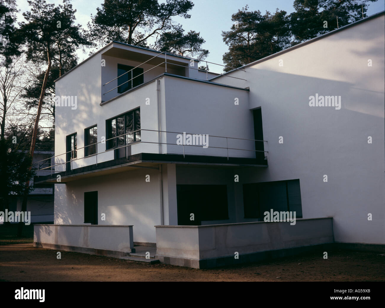 Moholy nagy dessau house hi-res stock photography and images - Alamy