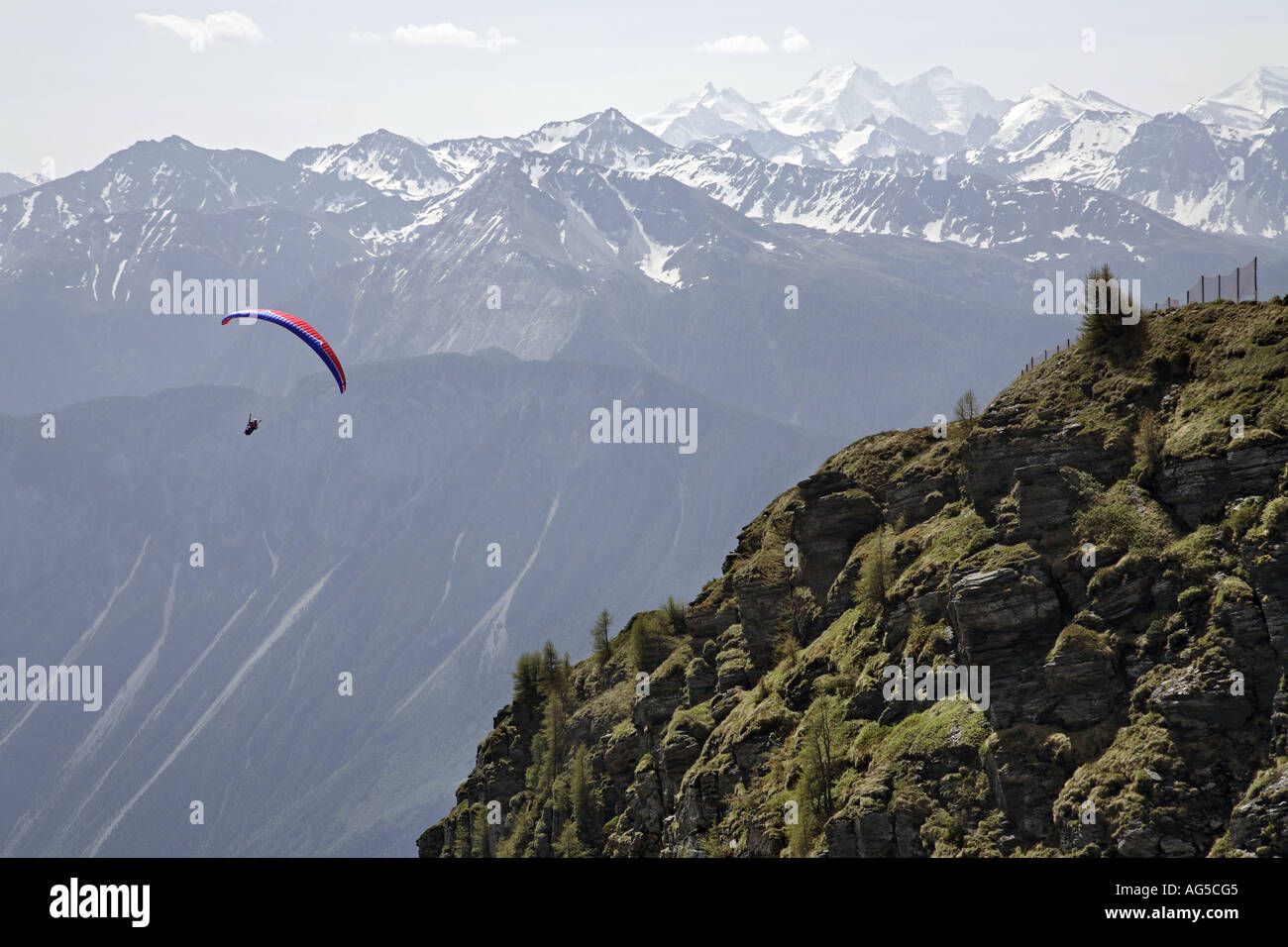 Gliding over swiss alps hi-res stock photography and images - Alamy