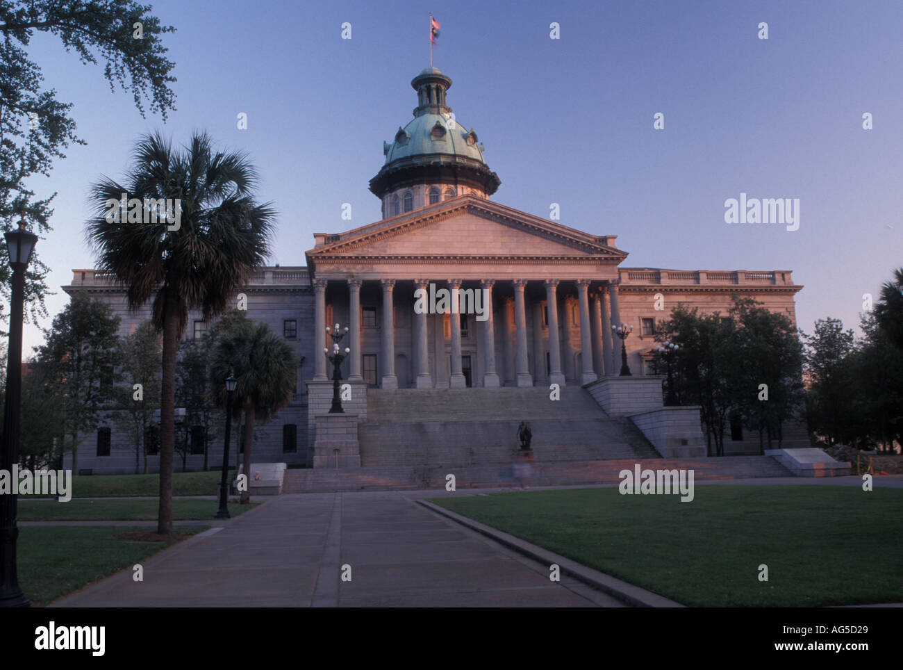 North carolina legislature hi-res stock photography and images - Alamy