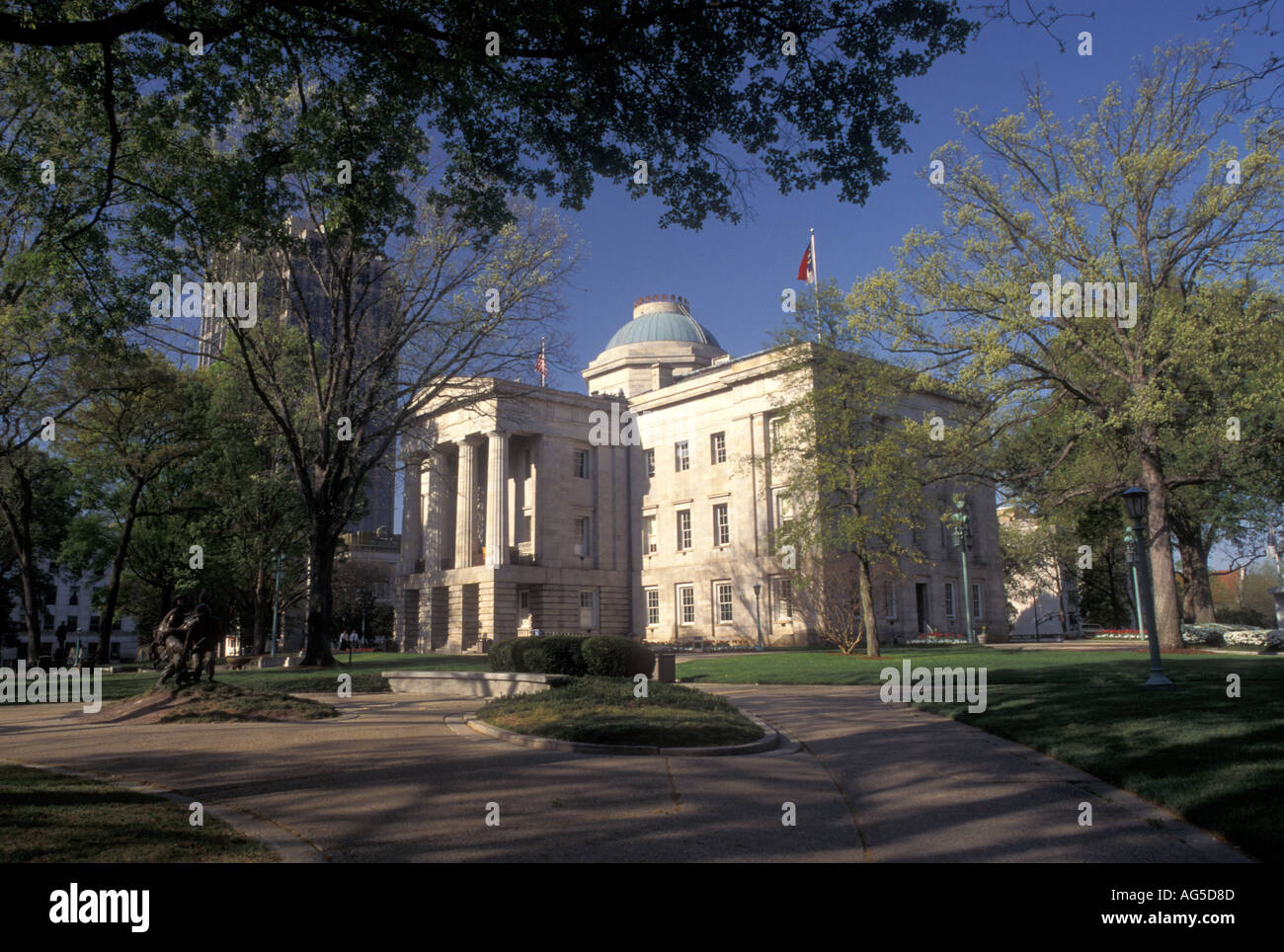 Nc legislative building hi-res stock photography and images - Alamy