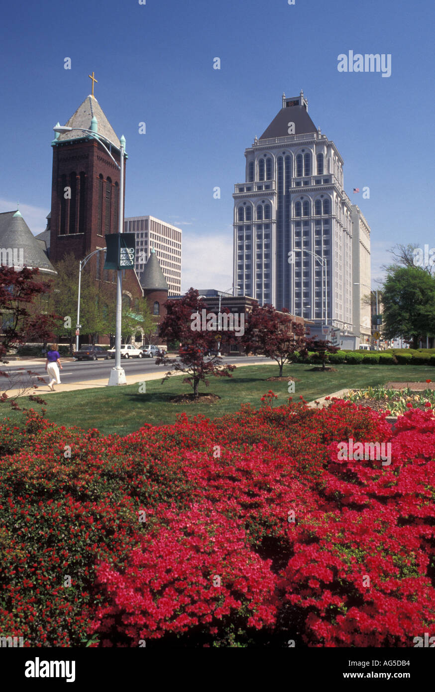 Greensboro city skyline downtown hi-res stock photography and images ...