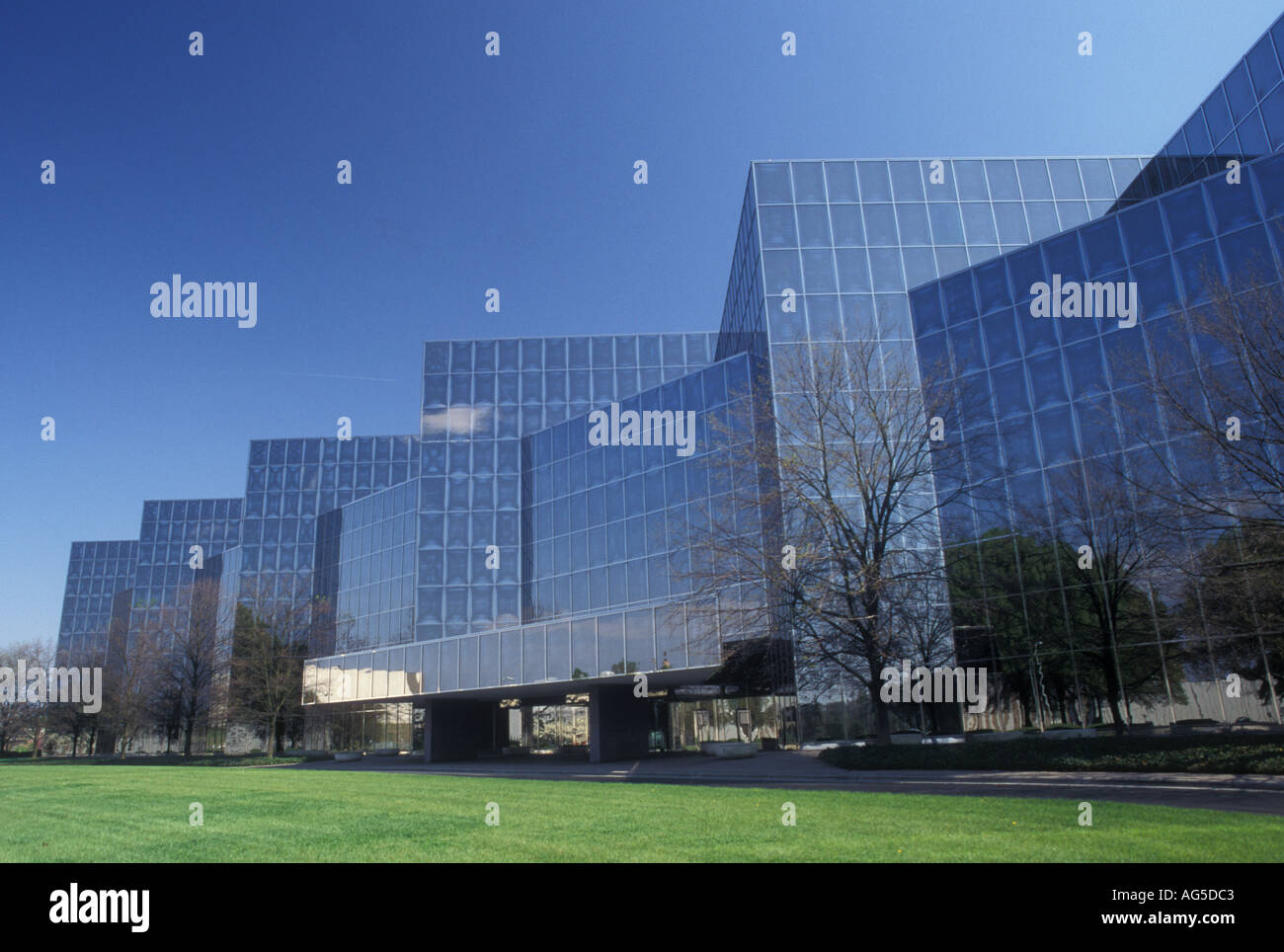 Aj manufacturing hi-res stock photography and images - Alamy