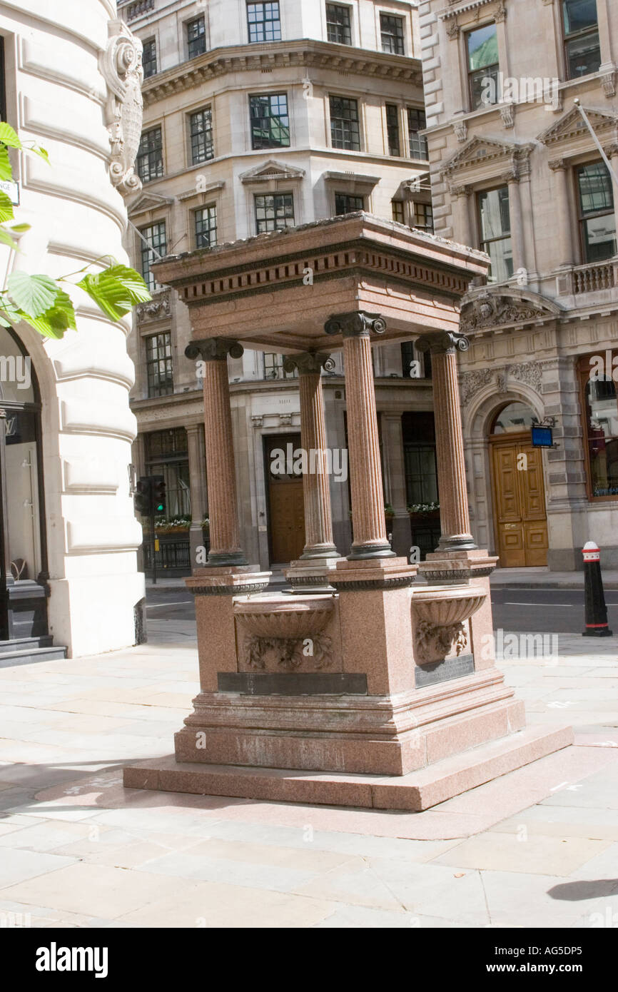 Victorian drinking fountain hi-res stock photography and images - Alamy