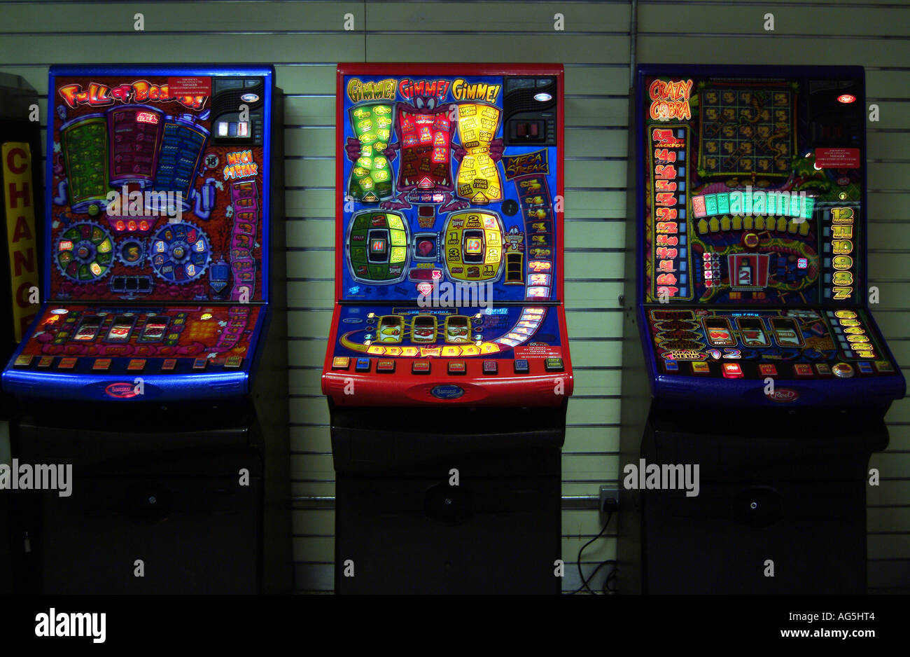 Pairs of fruit hi-res stock photography and images - Alamy