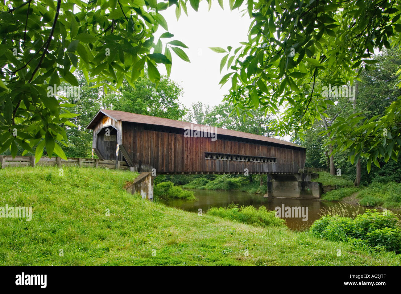 Benetka Road Covered Bridge Spanning the Ashtabula River Ashtabula ...