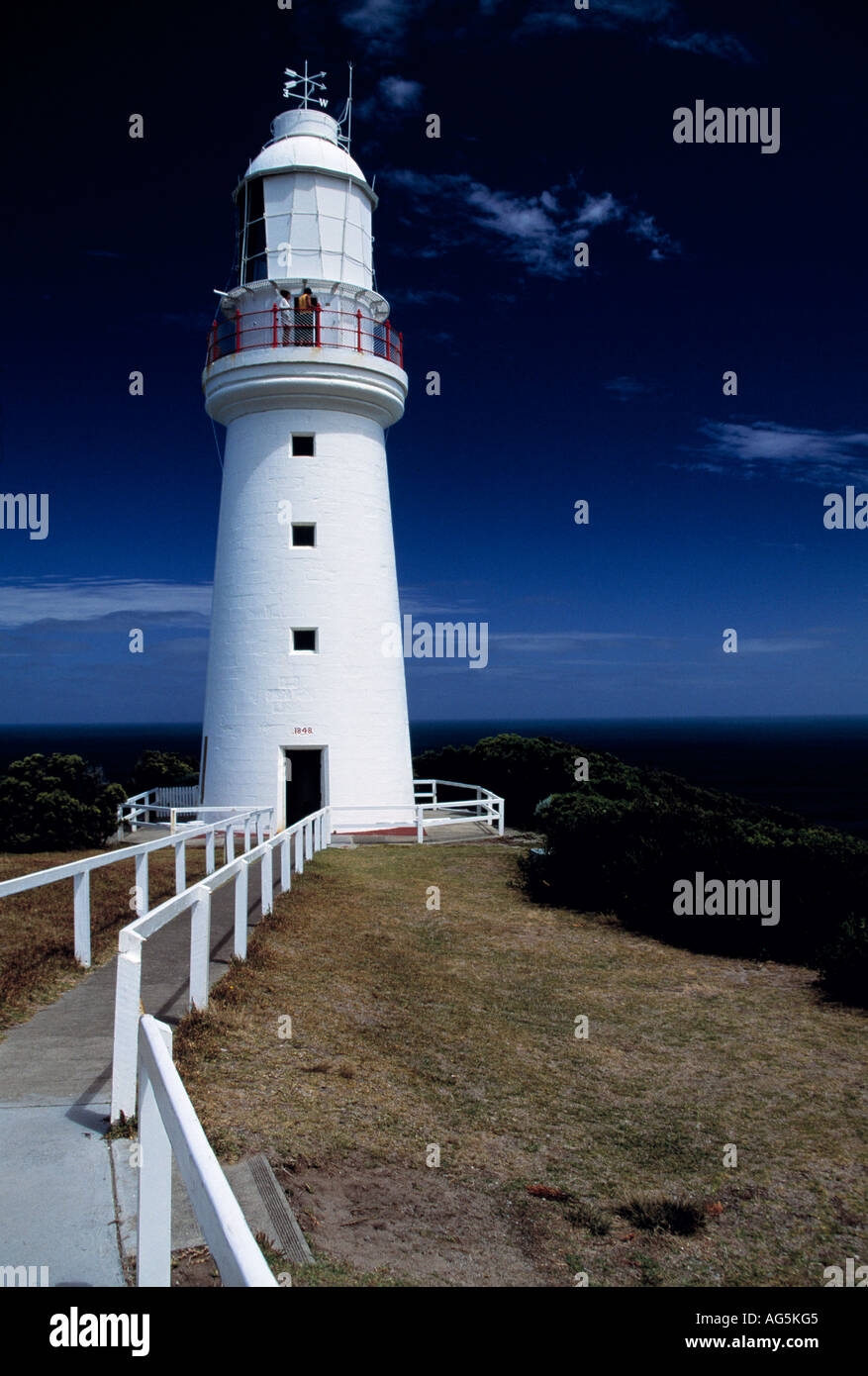 coastal lighthouse on the south pacific coast of australia Stock Photo ...