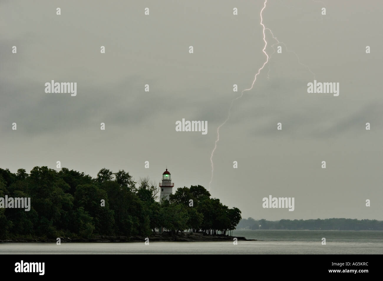 Lightning Strike Near Marblehead Lighthouse During Huge Storm of June ...