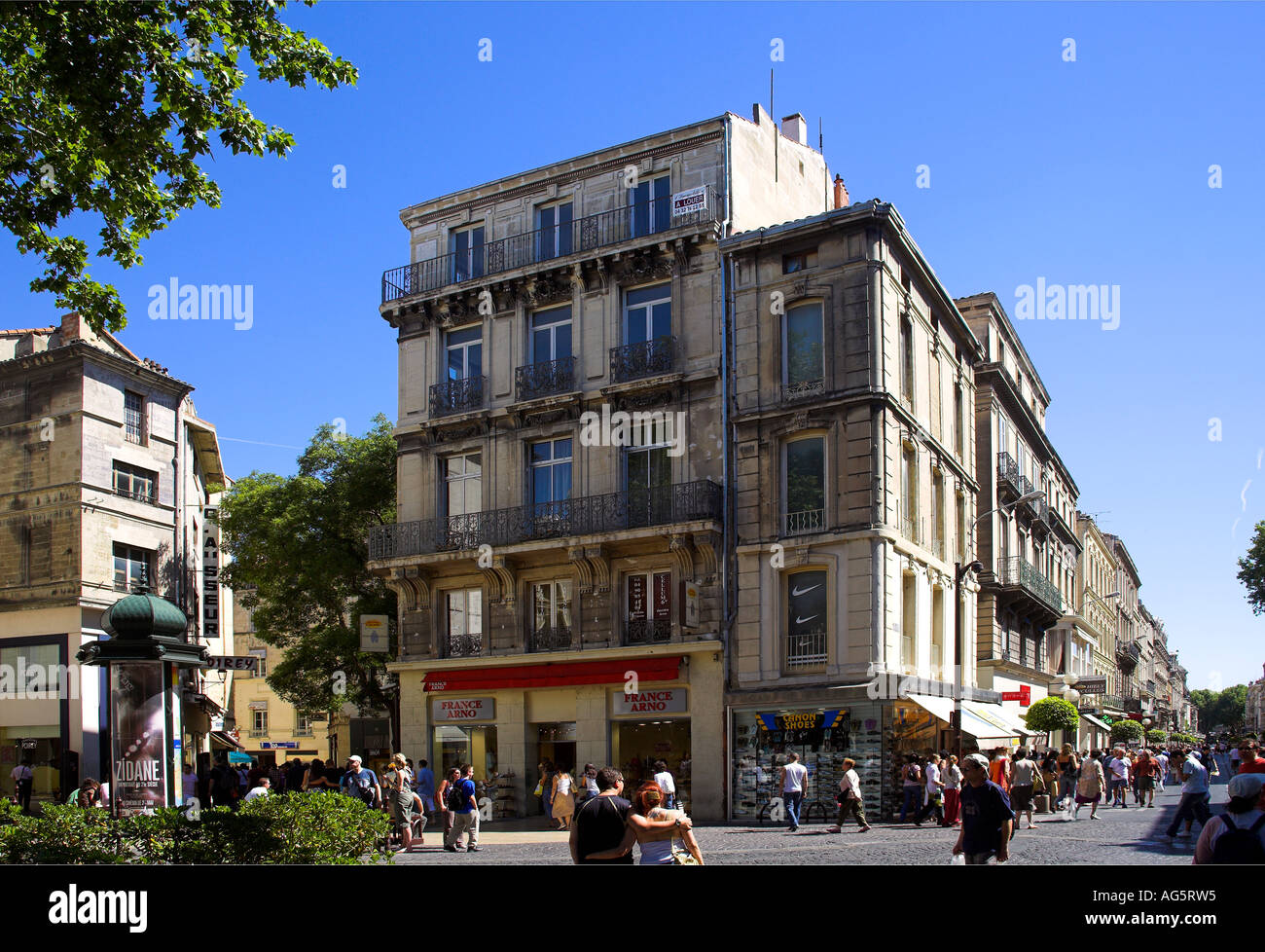 Avignon old town Stock Photo - Alamy