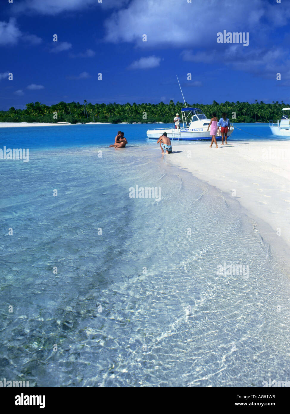 Tapuaetai island hi-res stock photography and images - Alamy