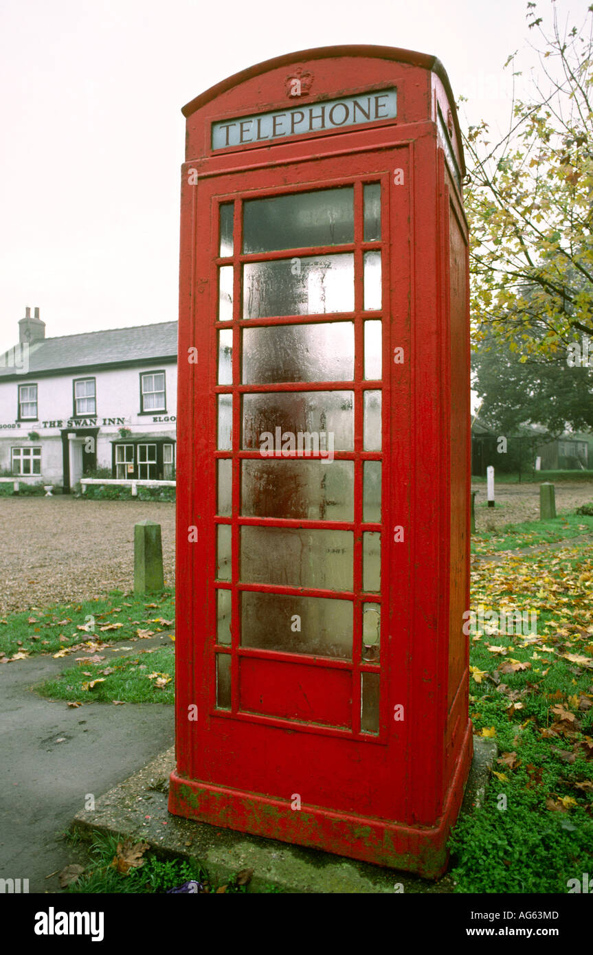 Cambridgeshire Little Wilbraham K6 Phone box Swan Inn pub Stock Photo ...