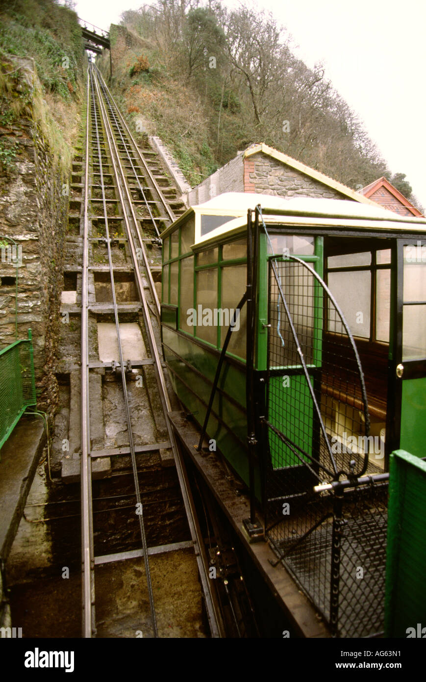 Water powered cliff railway hi-res stock photography and images - Alamy