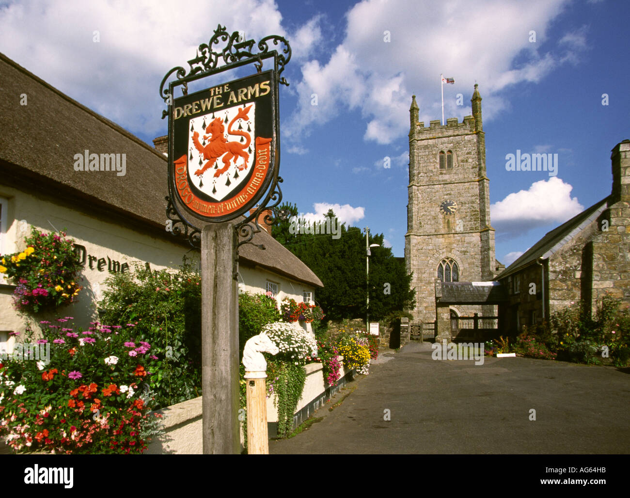 Devon Drewsteignton Drewe arms inn and church Stock Photo - Alamy