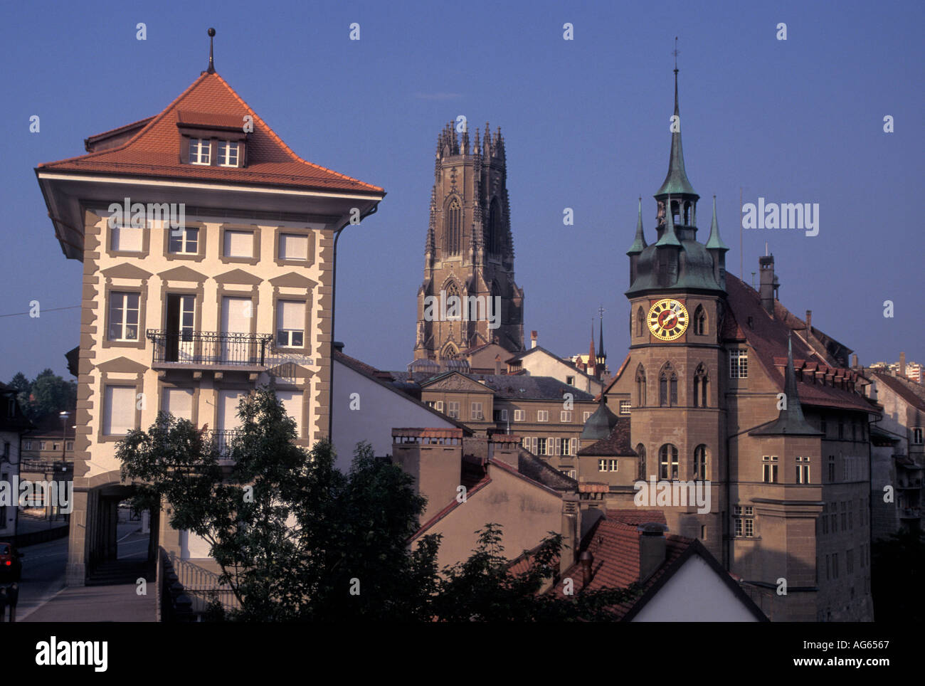 Cathedrale saint nicolas de fribourg hi-res stock photography and ...