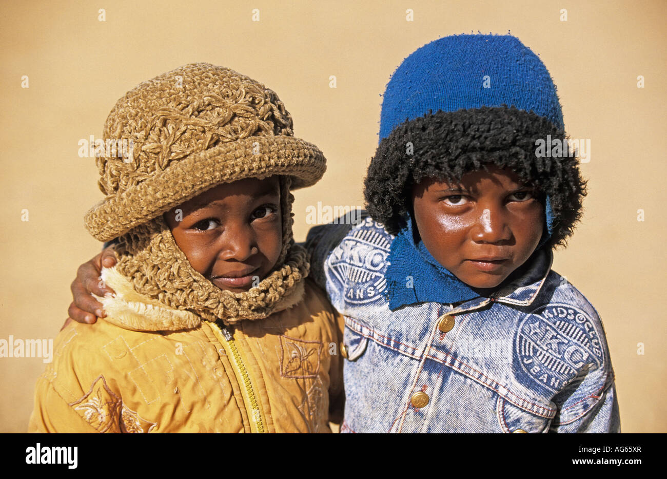Algeria children hi-res stock photography and images - Alamy