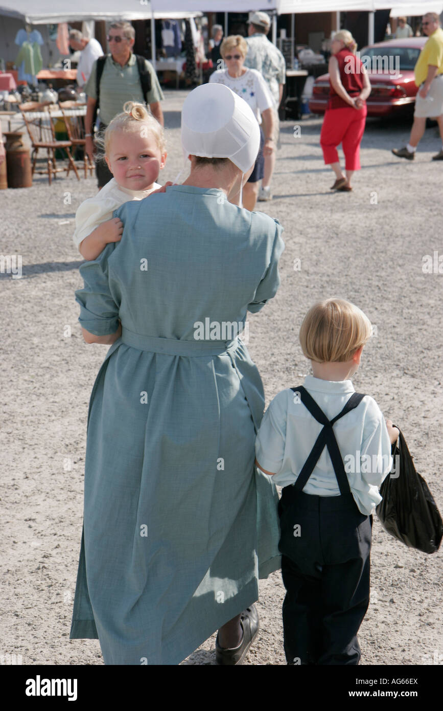 Shipshewana Indiana,Shipshewana Flea Market,Amish baby babies,girl ...