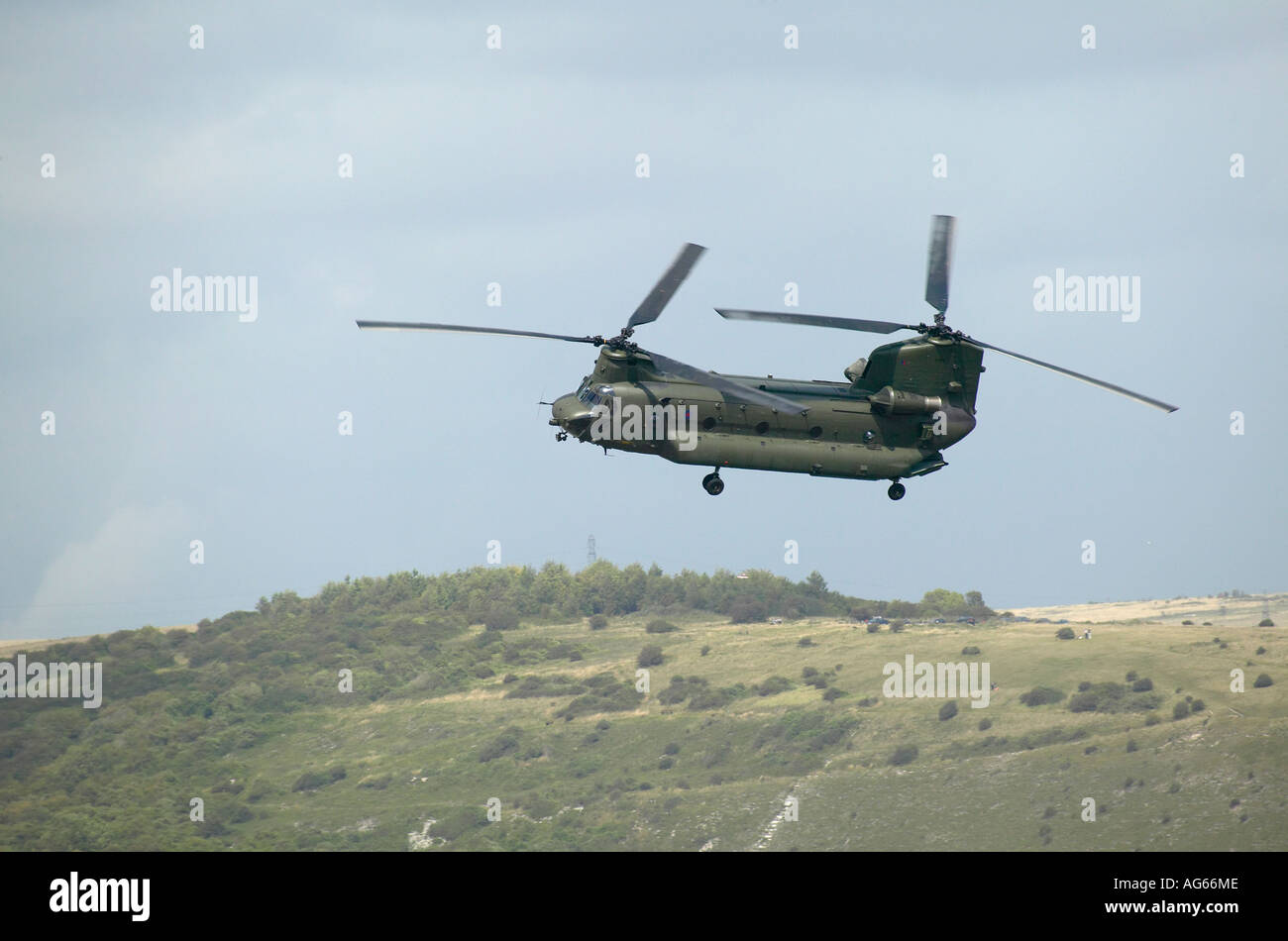 Tandem rotor helicopter hi-res stock photography and images - Alamy