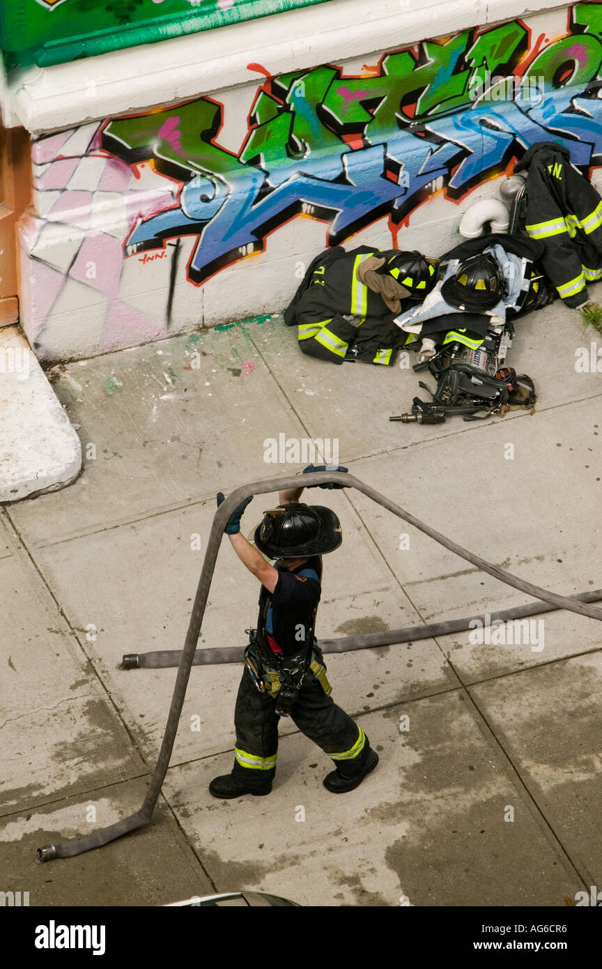New york city first responders hi-res stock photography and images - Alamy