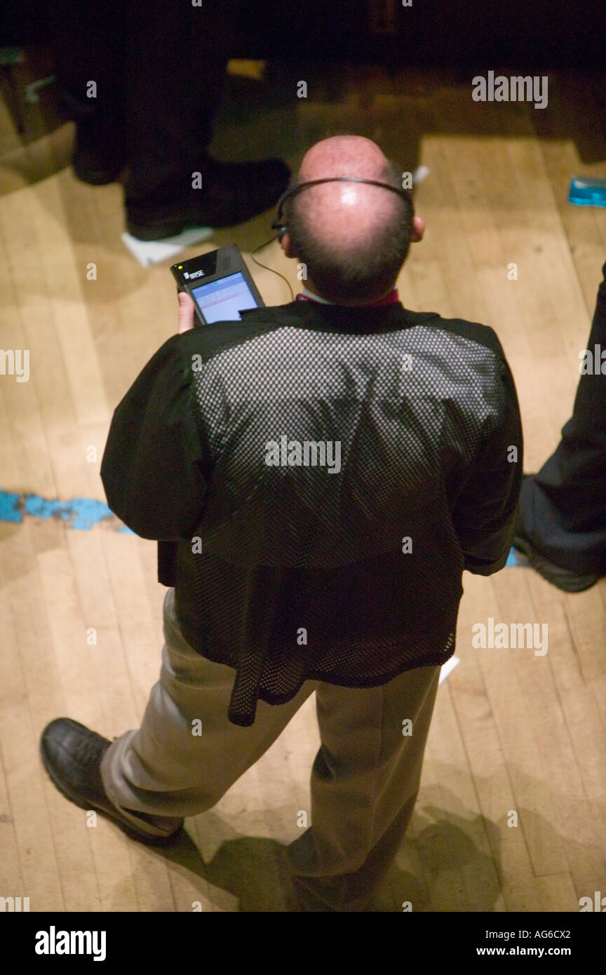 Stock market traders jackets hi-res stock photography and images - Alamy